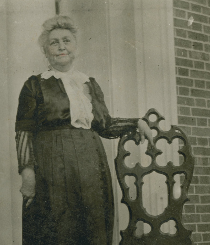 LITTLE SISTER Emilie Todd Helm and the Lincolns - Friends of the ...